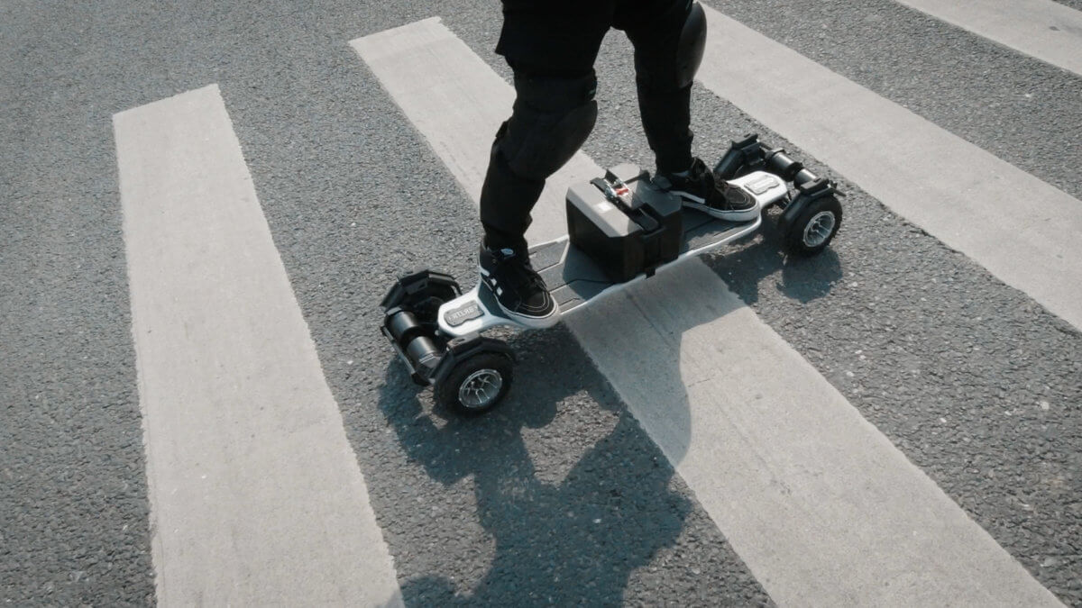 Exway Atlas Pro Review with AUXPack – DKWAN.com